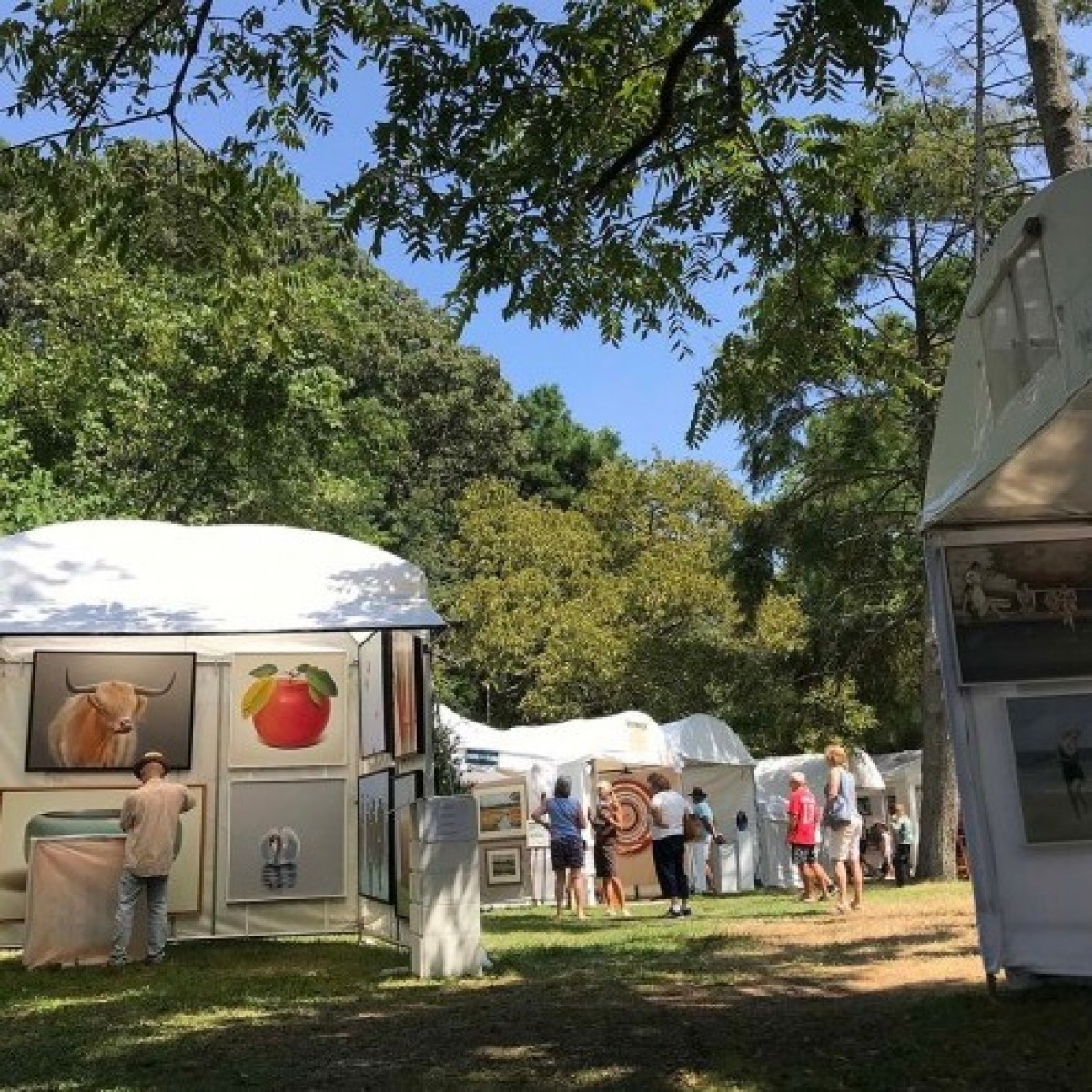 Outdoor Craft Market