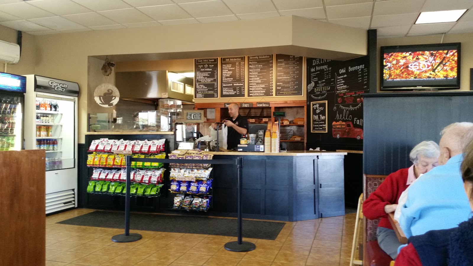 Davellis Bagel Cafe | Visit Southern Delaware