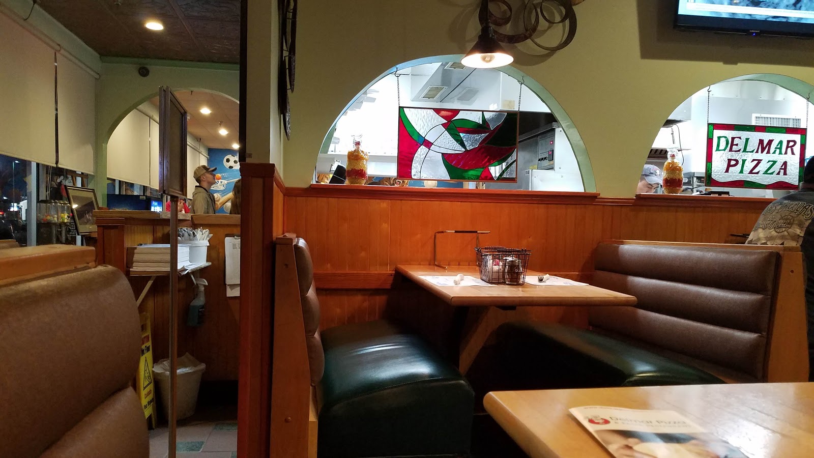 Delmar Pizza | Visit Southern Delaware